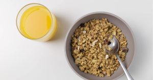 Peut-on manger de l'avoine crue ? 5 avantages pour la santé de manger ...